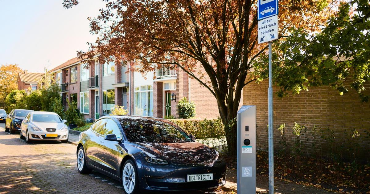 ubitricity reaches 10,000th charge point milestone in Europe - Zapmap